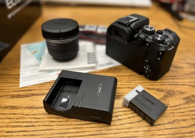 Canon Eos R10 Content Creator Kit : Target