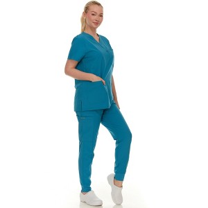 HEAL+WEAR Soft Stretch Scrub Set – 4-Way Stretch - V-Neck Top & Cargo ...