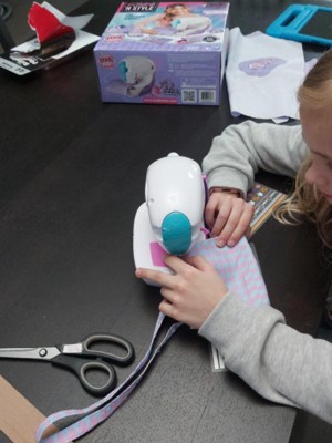 Cool Maker, Exclusive Neon Stitch ‘n Style Fashion Studio, Sews 8 ...