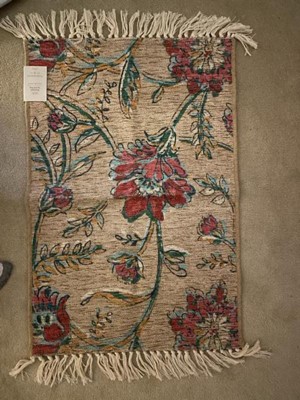2'x3' Washable Floral Printed Accent Rug Beige/red - Threshold ...