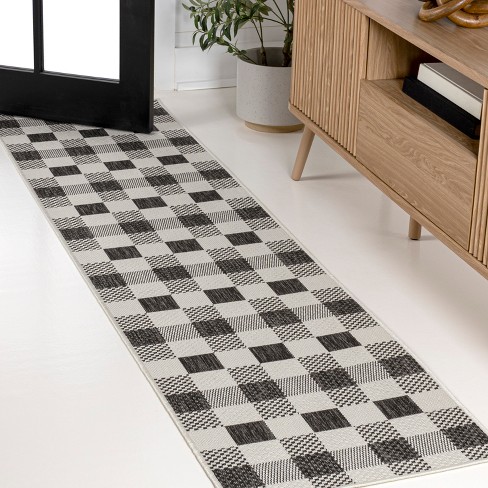 Darcy Traditional Geometric Bold Gingham Black/cream 2 Ft. X 8 Ft ...