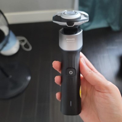 Philips Norelco Series 5000 Wet & Dry Men's Rechargeable Electric ...