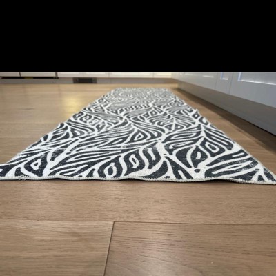 Washable Leona Rug - Linon : Target