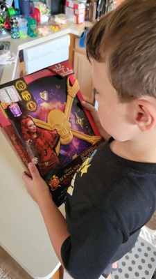 Disney Descendants: The Rise Of Red – The Sorcerer's Cookbook With Red ...