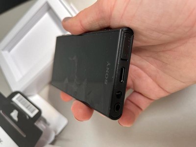 Sony Nw-a306 Walkman A Series Hi-res Digital Music Player With Wifi ...