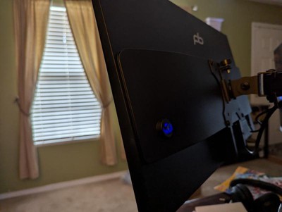 Packard Bell Airframe 43" Dual Monitor Workstation : Target