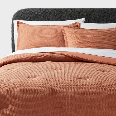 Full/queen Washed Waffle Weave Comforter And Sham Set Rustic Red Barn ...