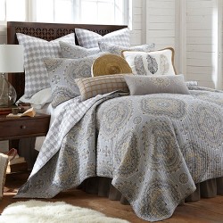 Kassandra Quilt And Pillow Sham Set - Levtex Home : Target