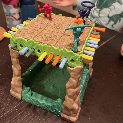 Sink N' Sand Game With Kinetic Sand : Target