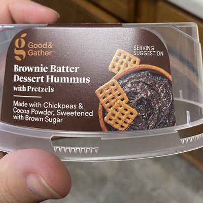 Brownie Batter Dessert Hummus With Pretzels - 4.53oz - Good & Gather ...