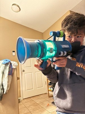 Despicable Me 4 Extreme Ultimate Fart Blaster Toy : Target