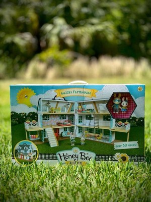 Sunny Days Honey Bee Acres Buzzby Farm House With Adult & Child Figures ...