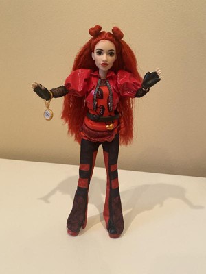 Disney Descendants: The Rise Of Red Fashion Doll & Accessory, Red ...