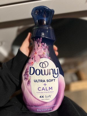Downy Ultra Soft + Calm Lavender & Vanilla Bean Liquid Fabric Softener ...
