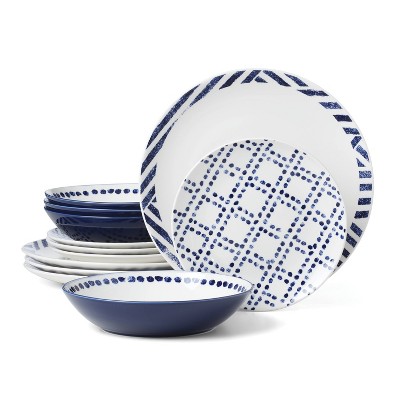 Oneida 12pc Stoneware Dinnerware Set Ridge White: Swirl Pattern ...