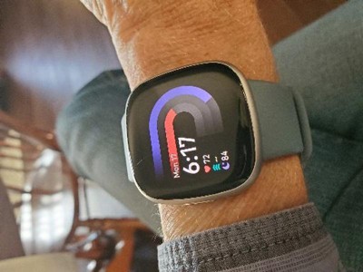 Fitbit Versa 4 Smartwatch - Platinum Aluminum With Waterfall Blue Band ...