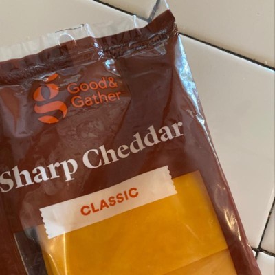 Sharp Cheddar Deli Sliced Cheese - 8oz/12 Slices - Good & Gather™ : Target