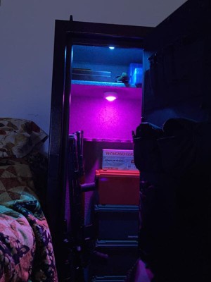 Energizer 2pk 40 Lumens Indoor Led Color Changing Puck Cabinet Lights ...