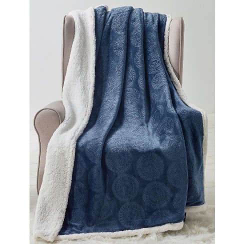 Sheridan Ultra Warm And Comfortable Caesar Emblem Faux Shearling Throw ...