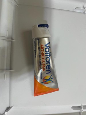 Voltaren Diclofenac Sodium Topical Arthritis Pain Relief Gel Tube - 5.3 ...