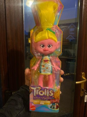 Dreamworks Trolls Band Together Trendsettin Viva Fashion Doll Toys ...