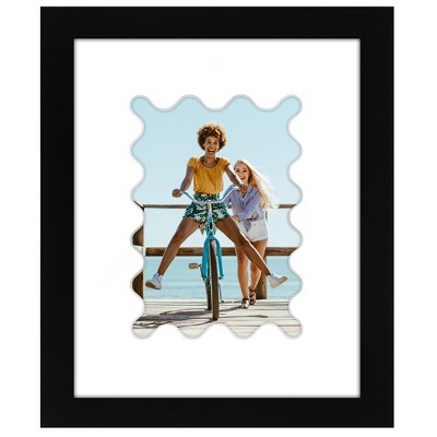 Americanflat 5x7 Picture Frame With Wavy Mat Insert And Shatter ...