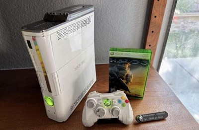 Mega Showcase Microsoft Xbox 360 Collector Building Set - 1342pcs : Target