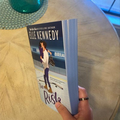 The Risk - (briar U) By Elle Kennedy (paperback) : Target