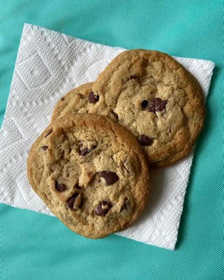 Chocolate Chip Cookies - 16ct/22.4oz - Favorite Day™ : Target