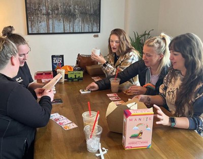 Mantis Game By Exploding Kittens : Target