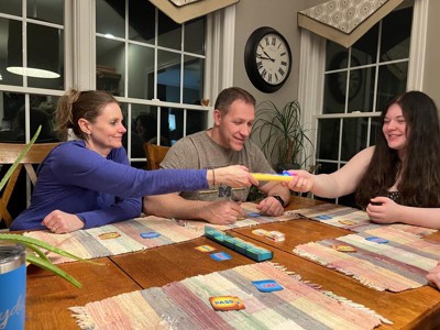 Playmonster 5 Second Relay Card Game : Target