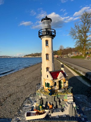 Lego Ideas Motorized Lighthouse Model Building Kit 21335 : Target