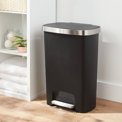 Plastic : Trash Cans & Recycling Bins : Target