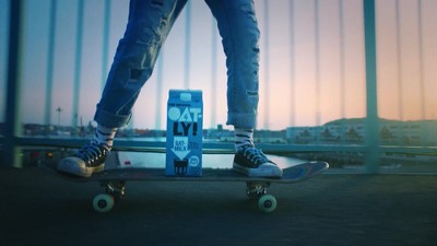 Oatly Full Fat Oatmilk - 0.5gal : Target