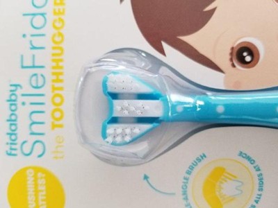 Frida Baby Smilefrida Toddler Toothbrush - Extra Soft - Yellow/blue ...