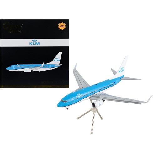 Boeing 737-700 Commercial Aircraft W/flaps Down Blue W/white Tail ...