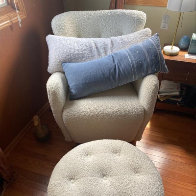 Kessler Round Tufted Faux Shearling Ottoman With Wood Legs Cream ...