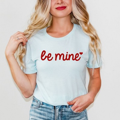 Simply Sage Market Women's Be Mine Cursive Heart Short Sleeve Graphic ...