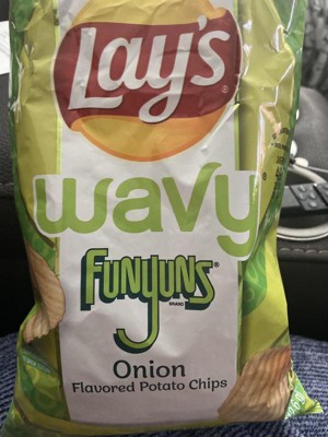 Lay's Wavy Funyuns Onion Potato Chips - 7.5oz : Target