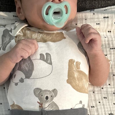 Tommee Tippee Ultra-light Silicone Baby Pacifier 0-6m - 4pk : Target