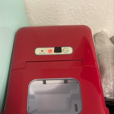 Frigidaire Compact Ice Maker - Red: Portable Countertop Ice Machine ...
