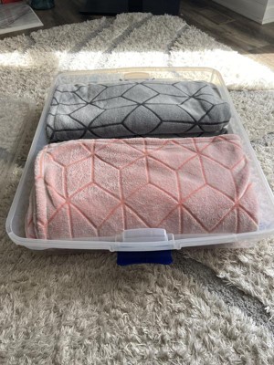 Homz 56-quart Clear Underbed Storage Container With Lid And Wheels, 4 ...