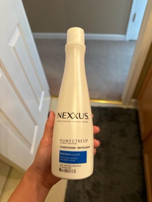 Nexxus Humectress Ultimate Moisture Conditioner : Target
