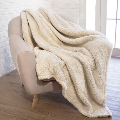 Pavilia Plush Throw Blanket For Couch Bed, Faux Shearling Blanket And ...