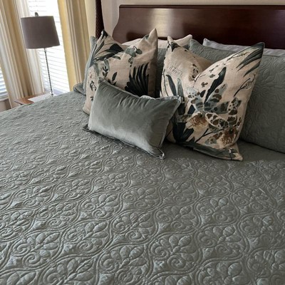 18"x18" Velvet Flange Square Throw Pillow Green - Pillow Perfect : Target